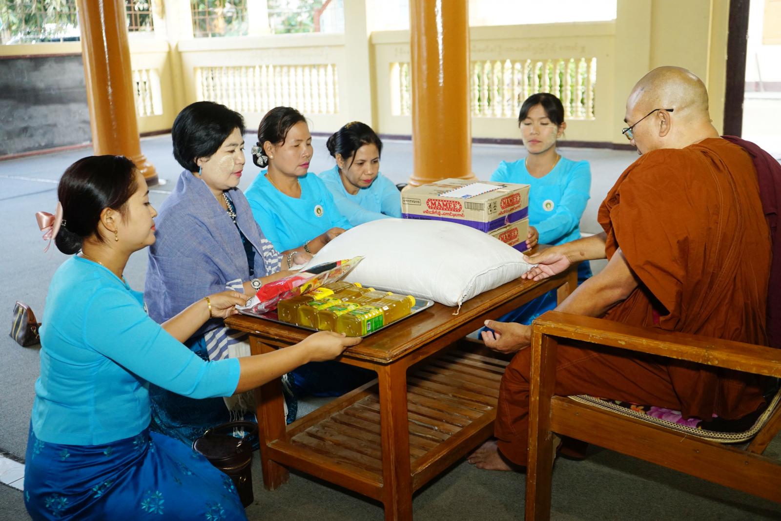 မောင်တောမြို့၌ ၄၈ နှစ်မြောက် ရခိုင်ပြည်နယ်နေ့ကို ကြိုဆိုသော ဂုဏ်ပ